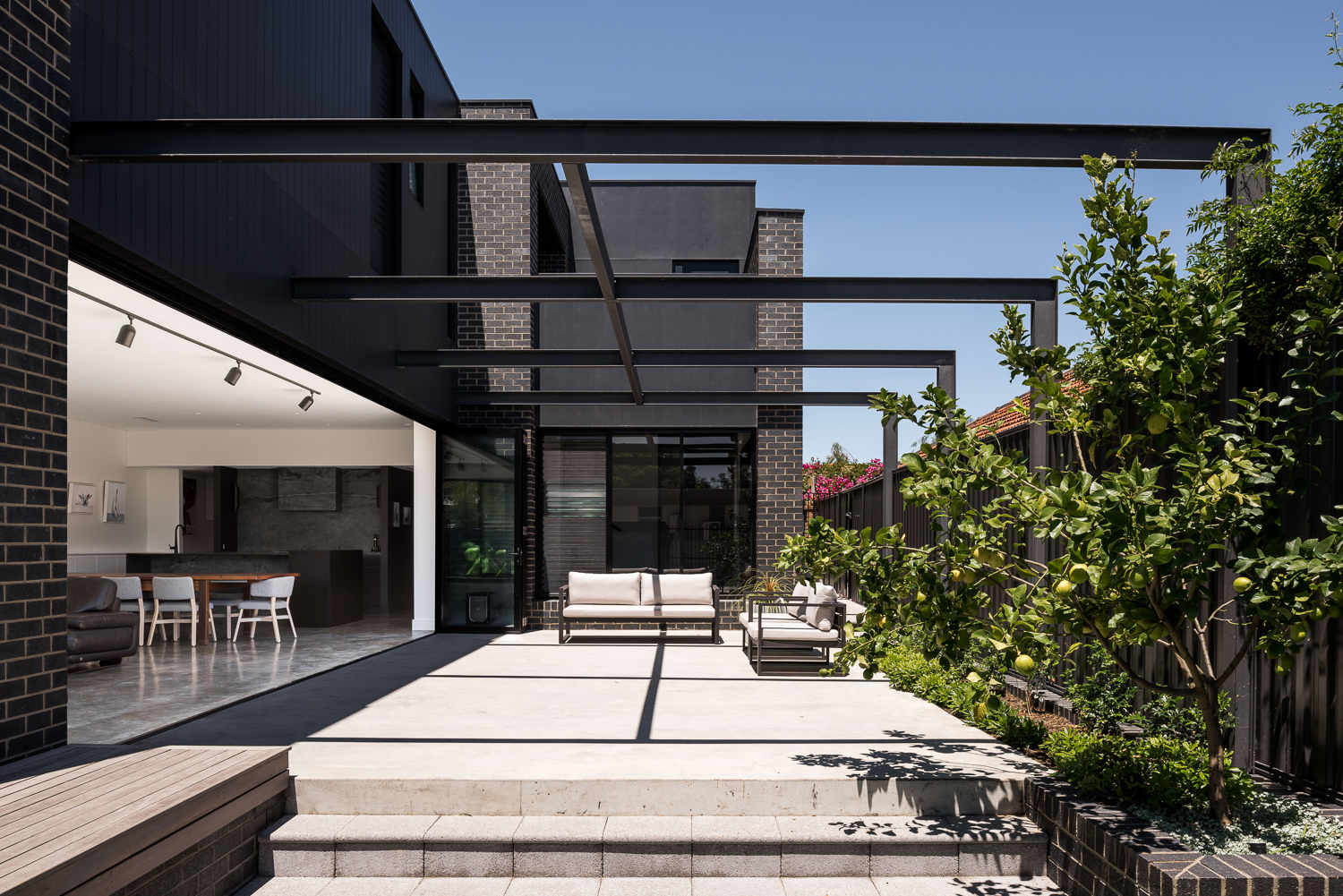 Urban House - Robeson | Perth Residential Architect
